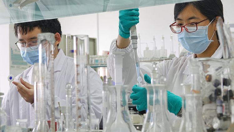 China awards 10 scientists, technicians for excellent performance - CGTN