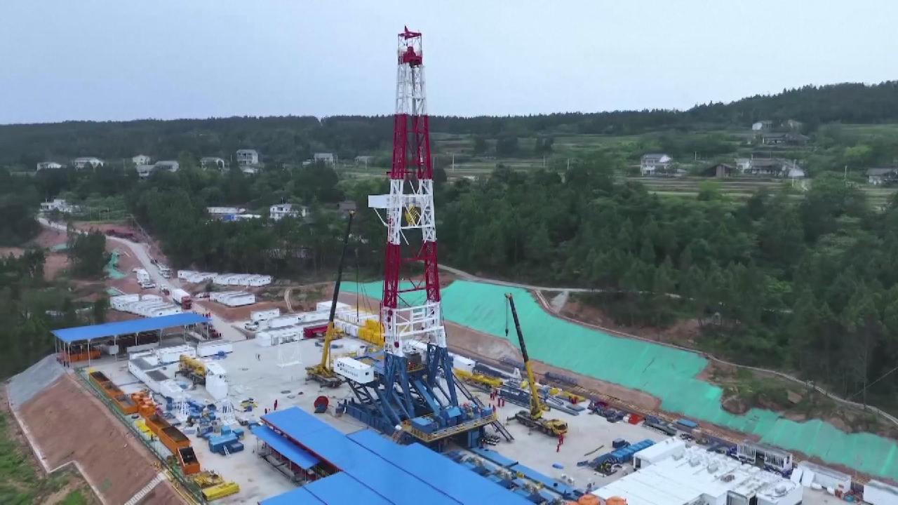 China starts drilling 10,000m-deep borehole for gas, oil exploration - CGTN