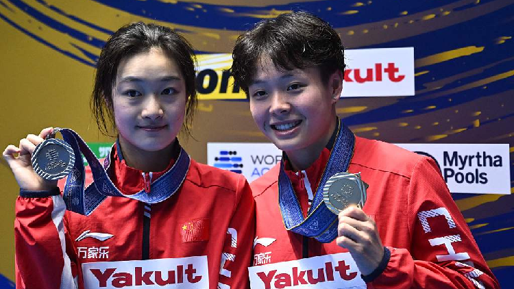 Chinese divers win close women's 3m springboard final at World Aquatics ...
