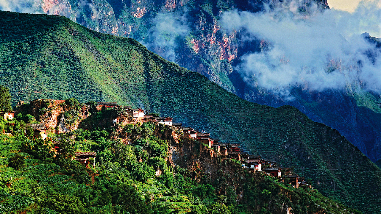 Baoshan Stone City: A unique Naxi village nestled in nature's embrace ...