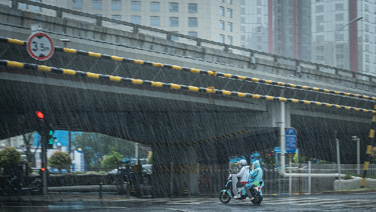Live: Heavy downpours in China's Beijing-Tianjin-Hebei region - CGTN