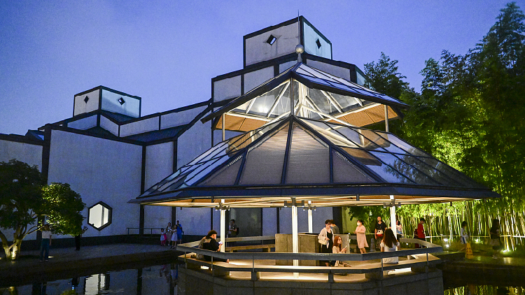 Suzhou Museum offers illuminating night tours - CGTN