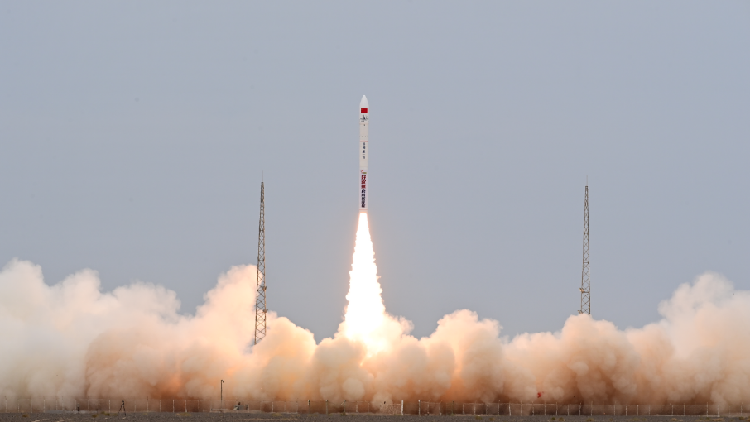 China's commercial rocket launches seven satellites - CGTN