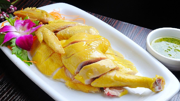 Kung fu chicken reared with coconut milk - CGTN