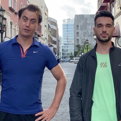 Smooth riding improves vloggers' experiences in Hangzhou - CGTN