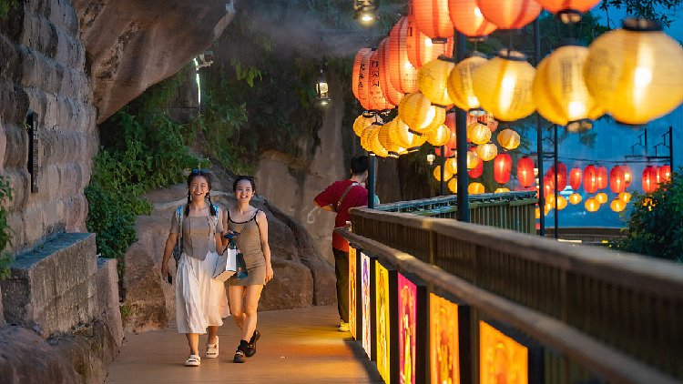 A taste of history at Shancheng Alley in Chongqing - CGTN