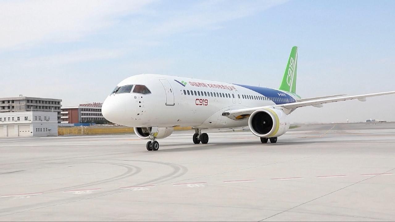 China's C919 aircraft begins demonstration flights in Xinjiang - CGTN