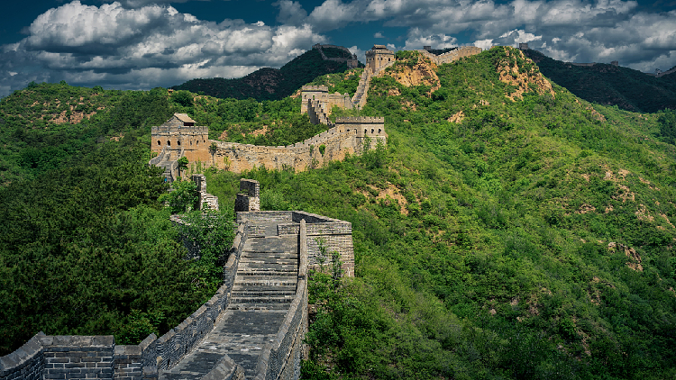 Live: Explore Vibrant Colors and serenity of Jinshanling Great Wall - CGTN