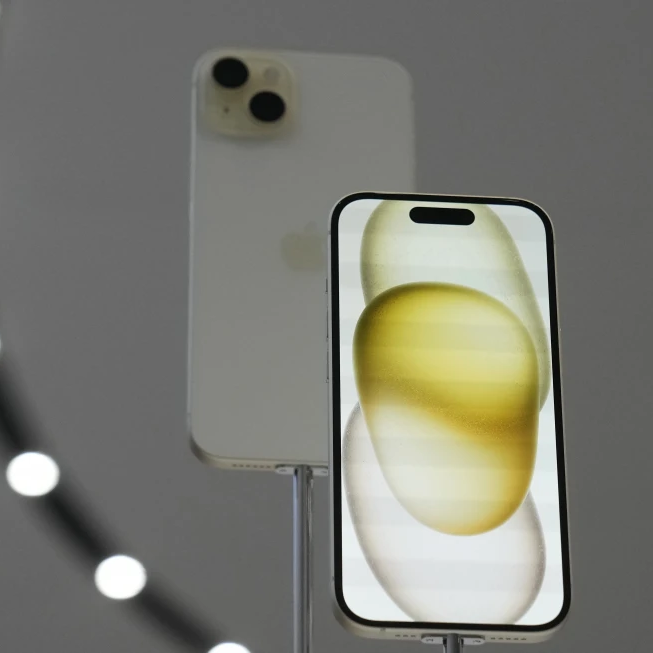 Apple releases fix for overheating iPhone 15 bug - CGTN