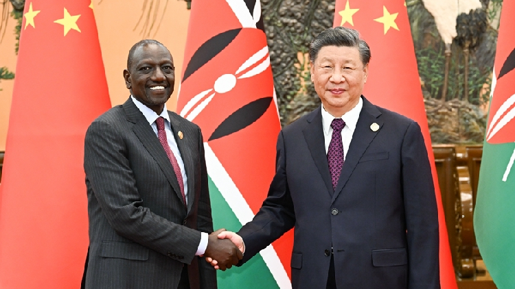 Xi Jinping meets Kenyan president in Beijing - CGTN