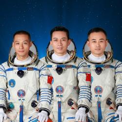 Live: China's Shenzhou-17 manned mission crew members meet the press - CGTN