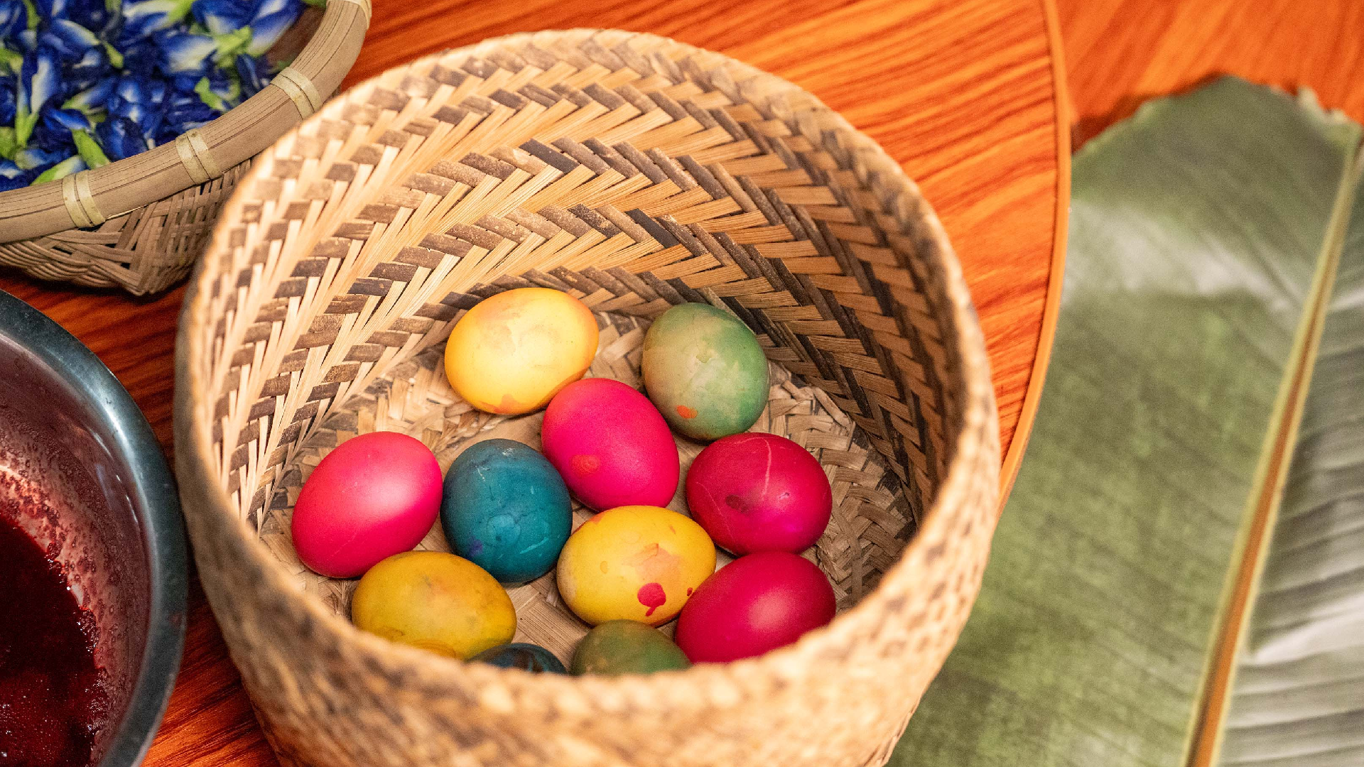 These eggs are so colorful - CGTN