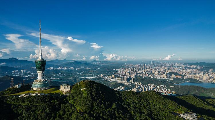 Live: A bird's-eye view of Shenzhen from Wutong Mountain - CGTN