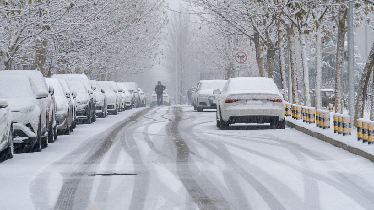 China swings into action to tackle new cold wave - CGTN