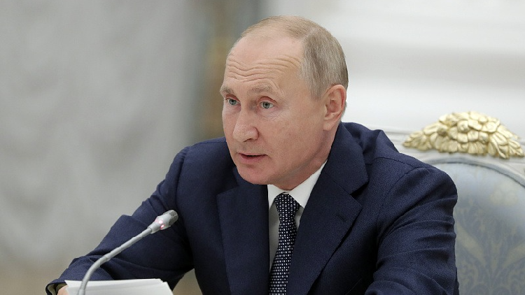 The United Russia party unanimously supports Putin's presidential bid ...