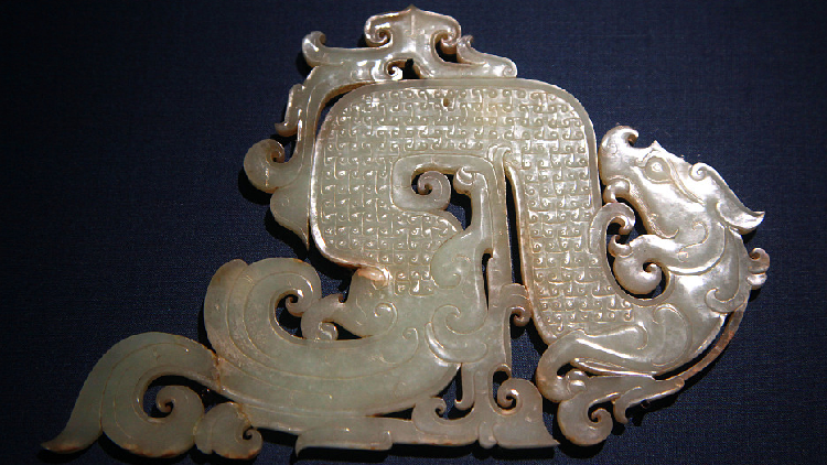 Jade relics depict mystique of Chinese dragons - CGTN