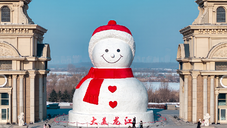 Live: Giant snowman makes annual appearance in Harbin - CGTN