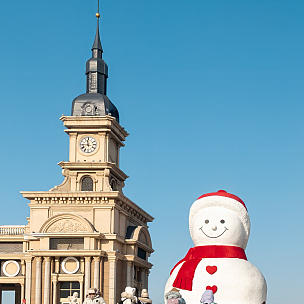 Live: Giant snowman makes annual appearance in China's Harbin - CGTN