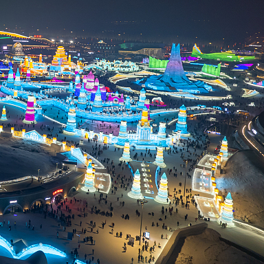 Live: Harbin Ice and Snow World wows visitors with splendid sculptures ...