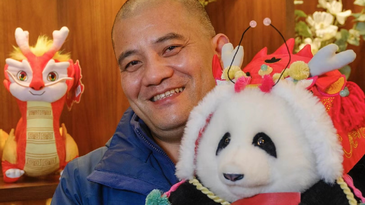 Panda breeder 'Grandpa Tan' invited to Spring Festival Gala - CGTN