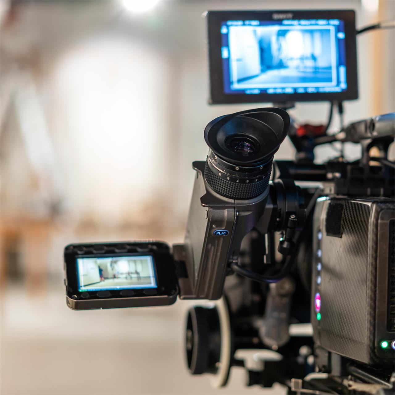 What's behind the boom of mini-dramas in China? - CGTN