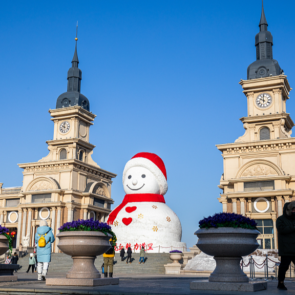 Live: Giant snowman makes annual appearance in China's Harbin - CGTN