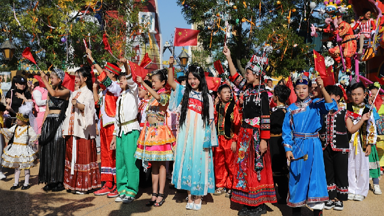 Xi's article on forging strong sense of community for Chinese nation to ...