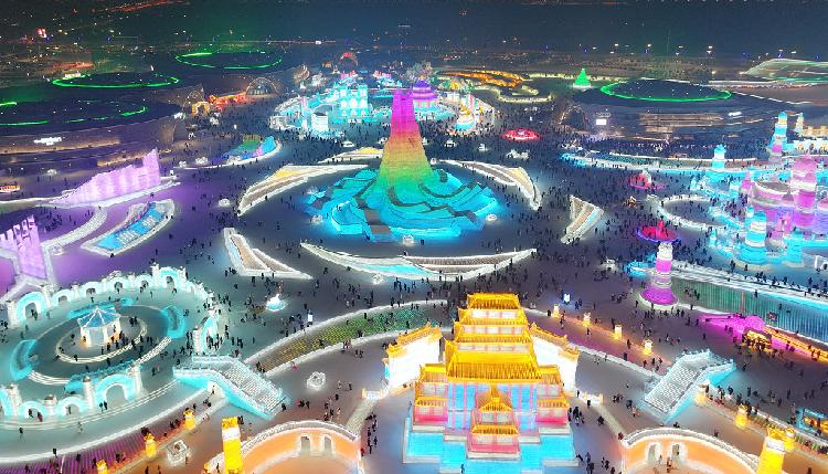 Live: Harbin Ice and Snow World wows visitors with amazing sculptures ...