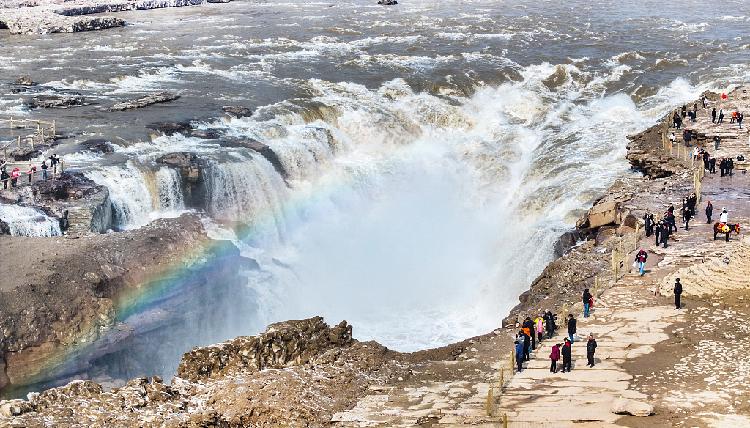 Hukou Waterfall: A spectacle of nature's power in Shaanxi - CGTN
