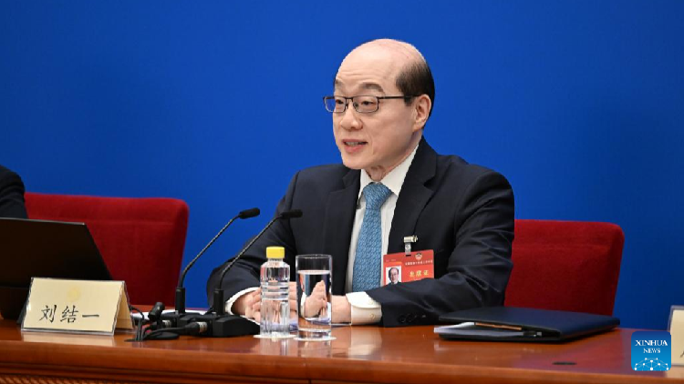 Private sector has a thriving future, says CPPCC spokesperson - CGTN