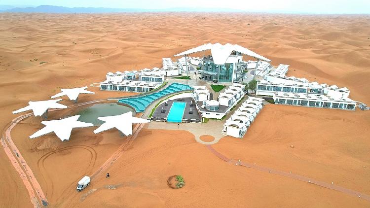 Live: Enjoy vast scenery of Desert Star Hotel in NW China - CGTN