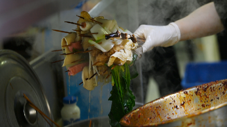 Explore spicy soul of Tianshui hot pot - CGTN