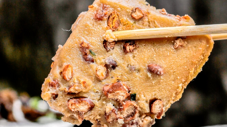 Hainan's must-try desserts: Brown sugar cake and red bean cake - CGTN