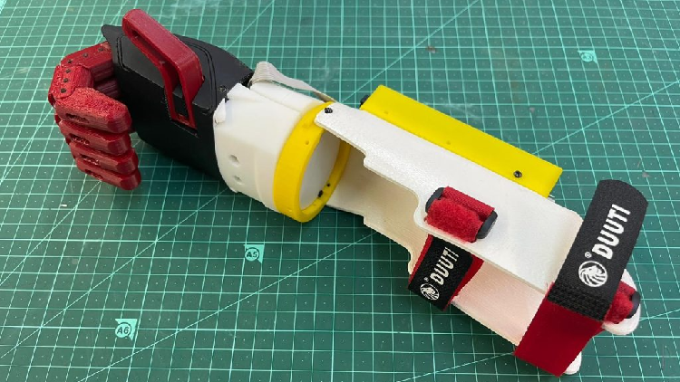 Israeli researchers develop novel robotic hand for fine finger tasks - CGTN
