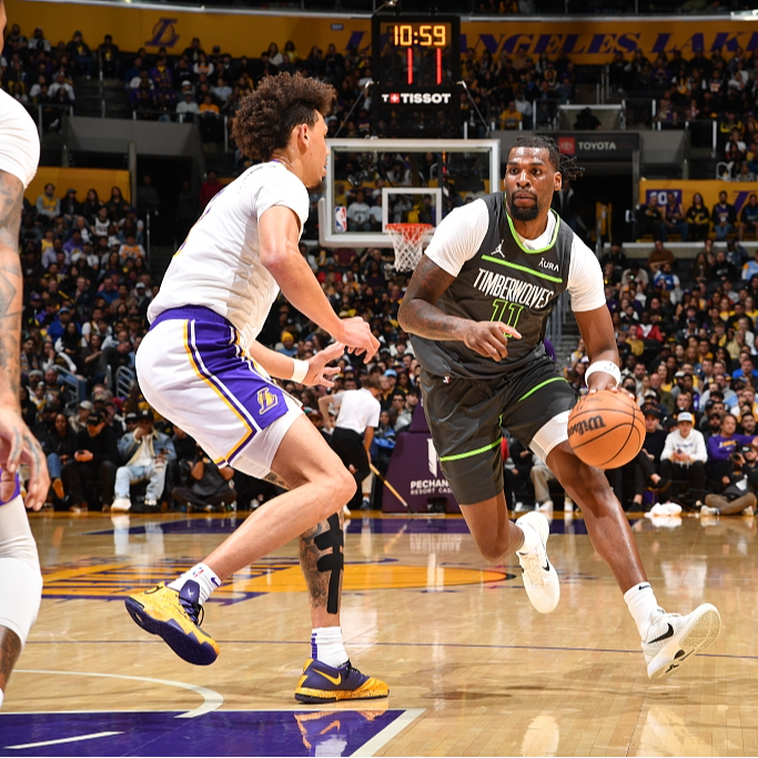 NBA highlights on April 7: Davis' injury crosses Lakers' game plan - CGTN