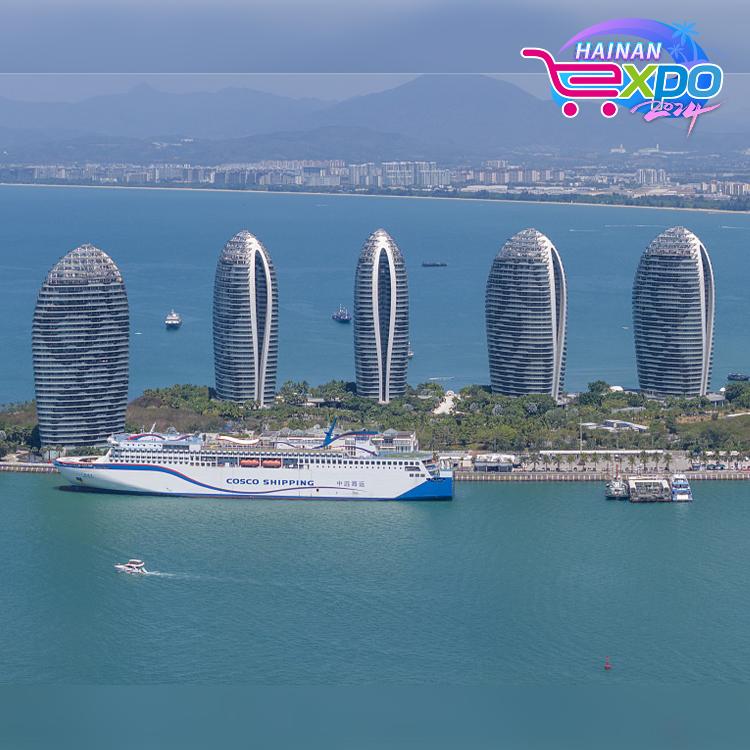 Live: The enchanting scenery of Sanya Bay - CGTN