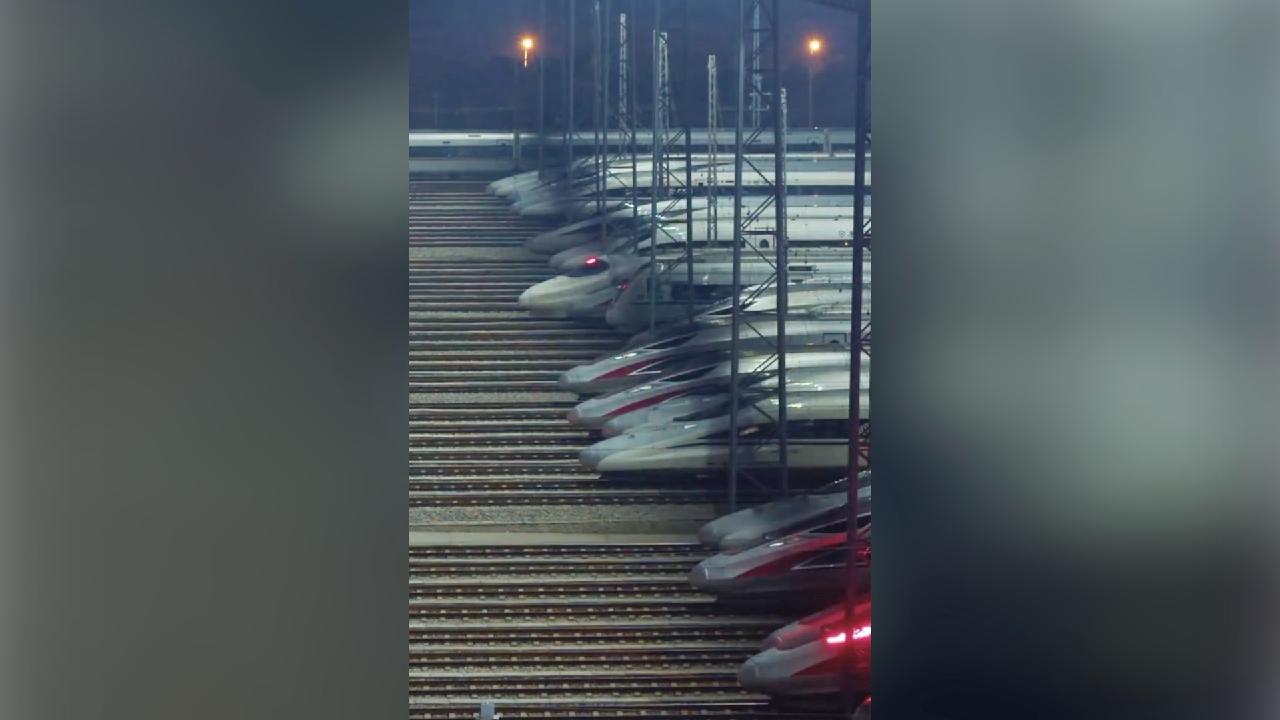 Hundreds of Chinese high-speed trains depart on May Day holiday - CGTN
