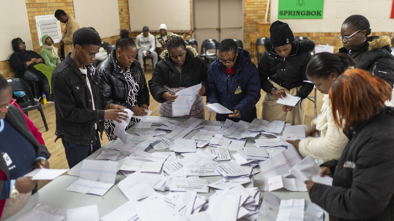 South Africa's ANC wins 159 seats in National Assembly, loses majority ...