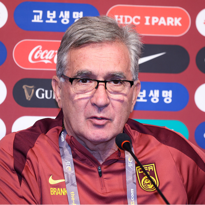 China's coach calls for unity before World Cup qualifier against ROK - CGTN