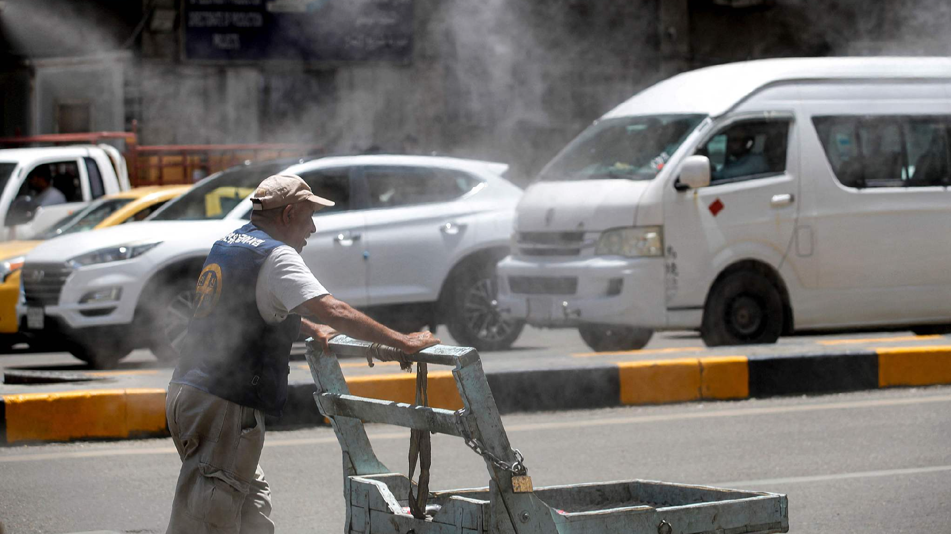 Multiple Iraqi provinces witness temperatures over 50 C amid heat wave ...
