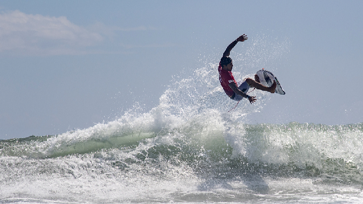 Olympics: Brazilian surfers eye gold in Paris - CGTN