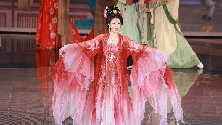 Yueju Opera staged at China Movie Channel Media Awards - CGTN