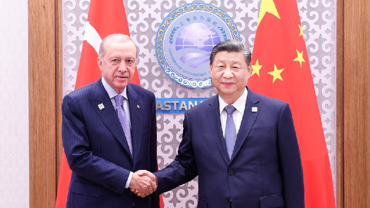 Chinese, Turkish presidents meet in Astana - CGTN