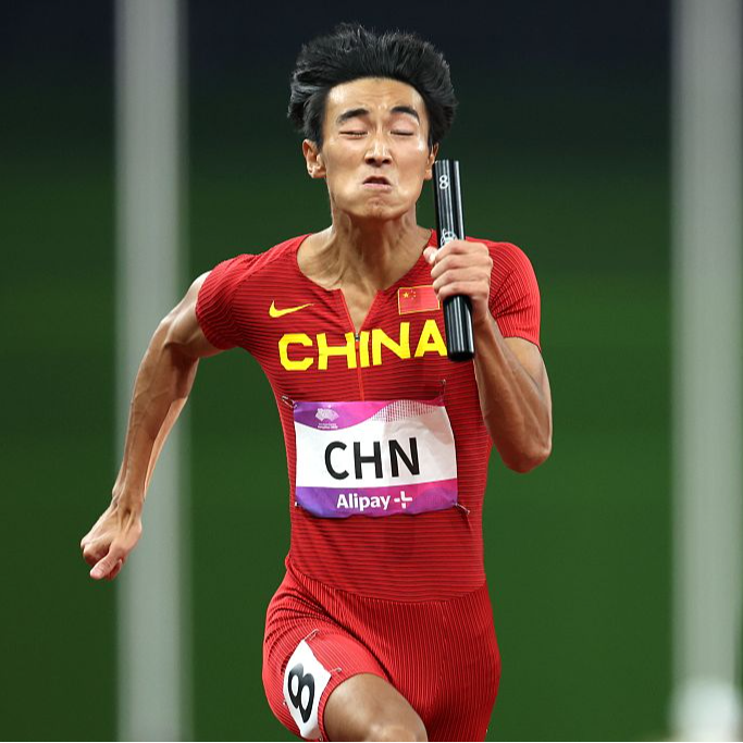 Baton passed to young generation with Chinese men's relay team - CGTN
