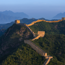 Live: Bask in the serene grandeur of Jinshanling Great Wall - CGTN