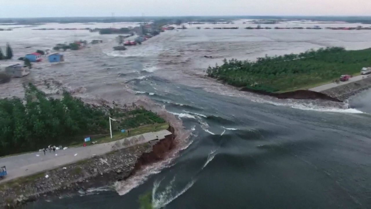 Dike breach occurs in China's Dongting Lake, 5,755 evacuated - CGTN