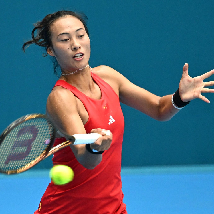 Chinese tennis ace Zheng Qinwen backs off from no difficulty - CGTN