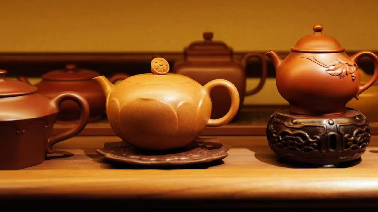Cultural heritage: Yixing purple clay teapots - CGTN
