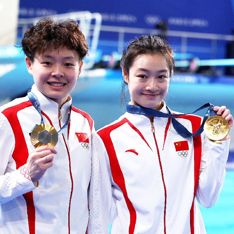 Chinese divers win women's synchronized 3m gold at 2024 Olympic Games ...