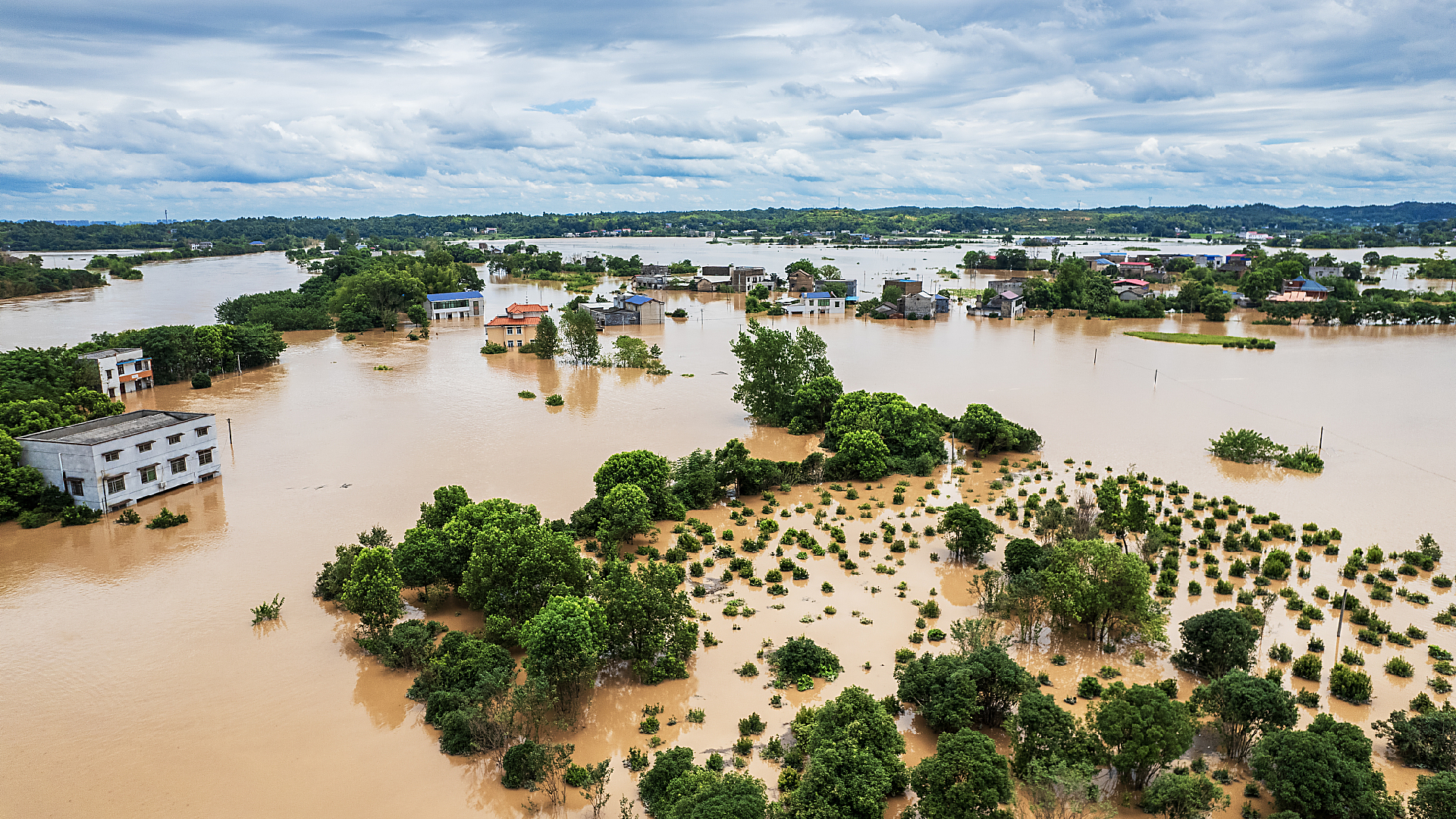 China's Yangtze River sees third flood of 2024 - CGTN